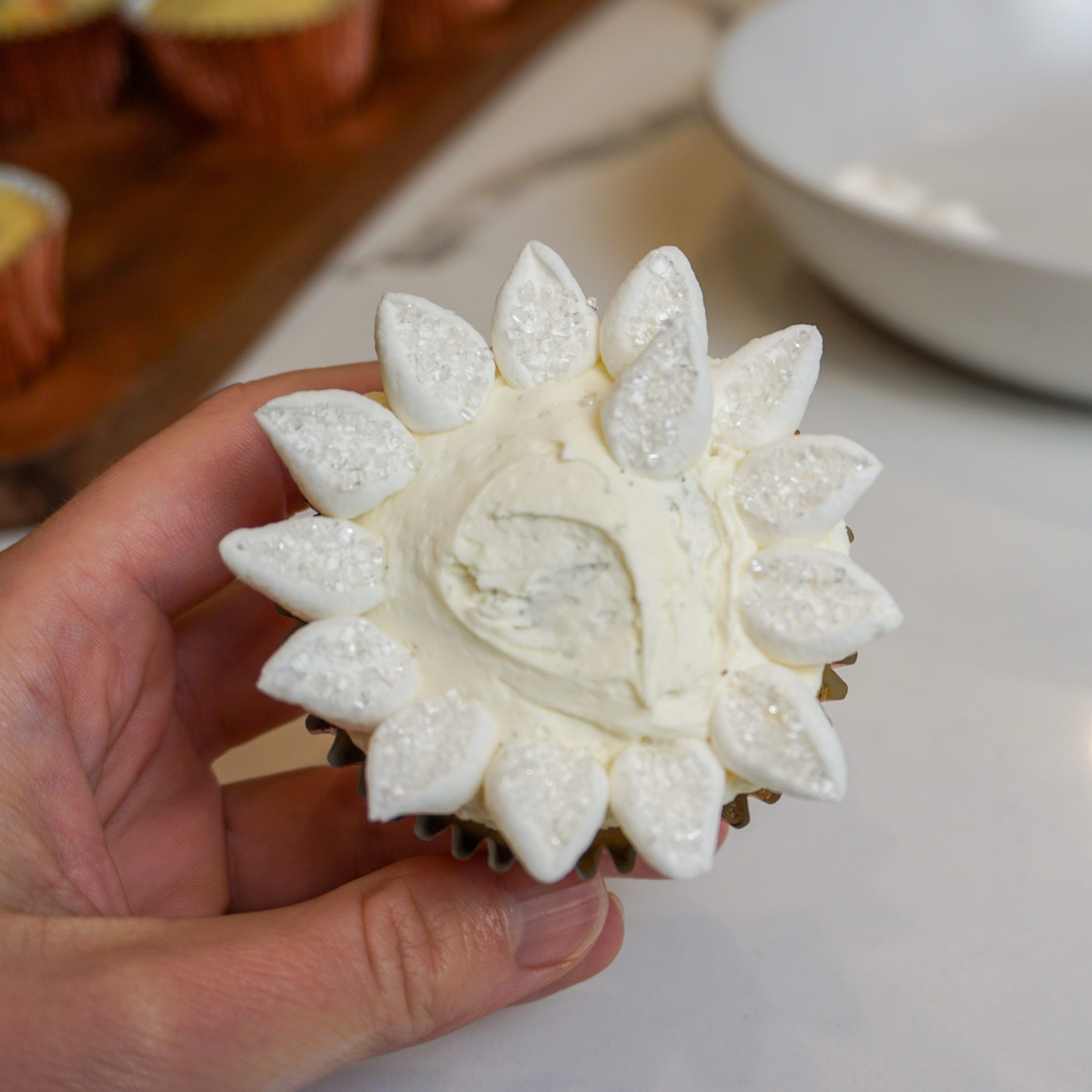 Throwing the Ultimate White Lotus Themed Party – with White Lotus Cupcakes!